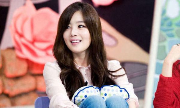 Here is Fashion and Hair Style of Beautiful Actress Han Sun Hwa!