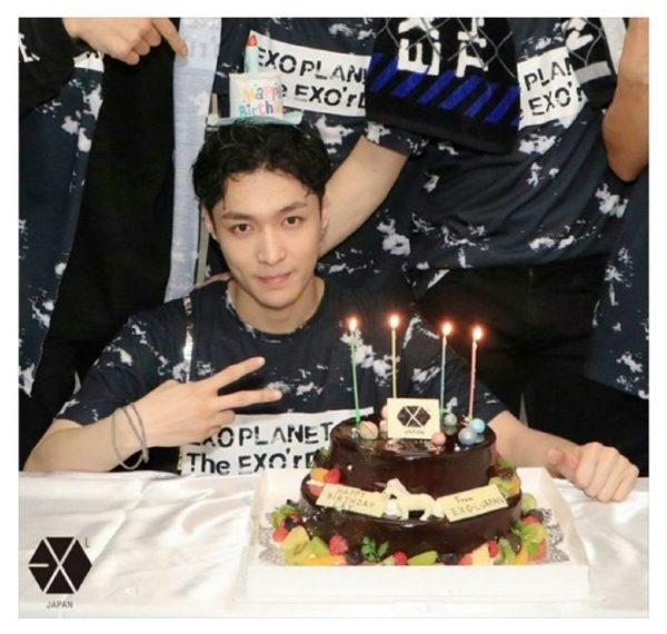 EXO Lay Birthday Celebration