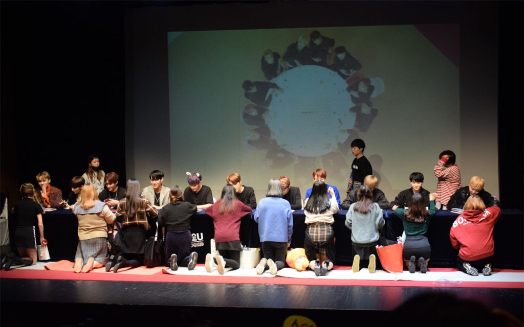 Fansign Events in Korea Entertainment Industry